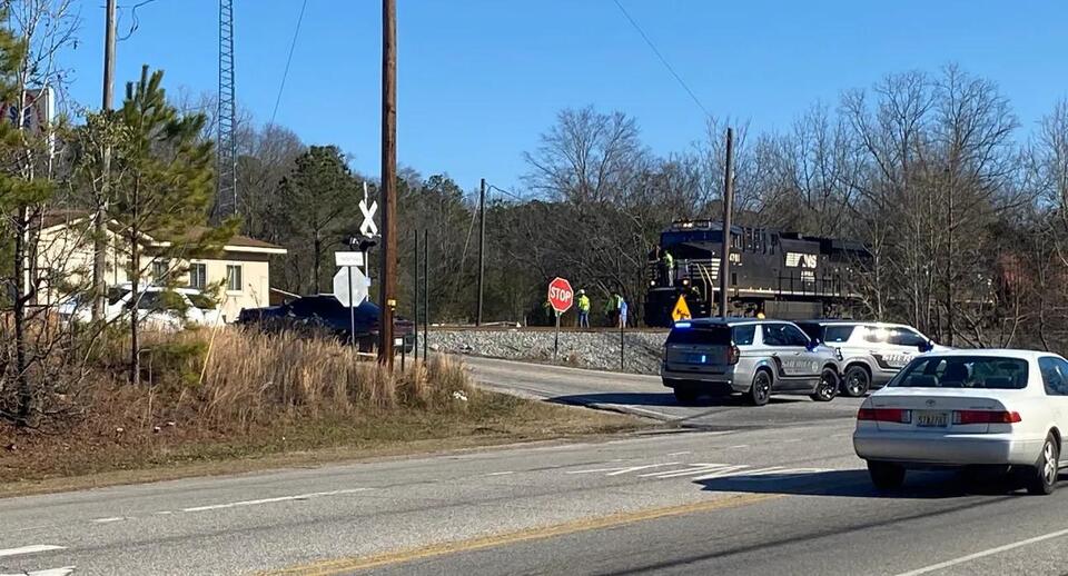 Vehicle, train involved in Smiths Station crash - NewsBreak