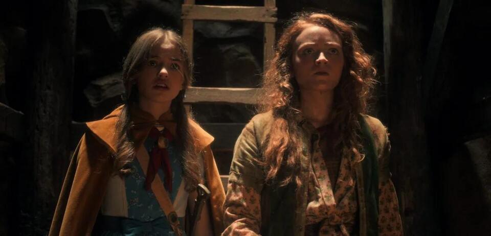 Stranger Things: Do Max and Holly Escape? Does Max Wake up? - NewsBreak