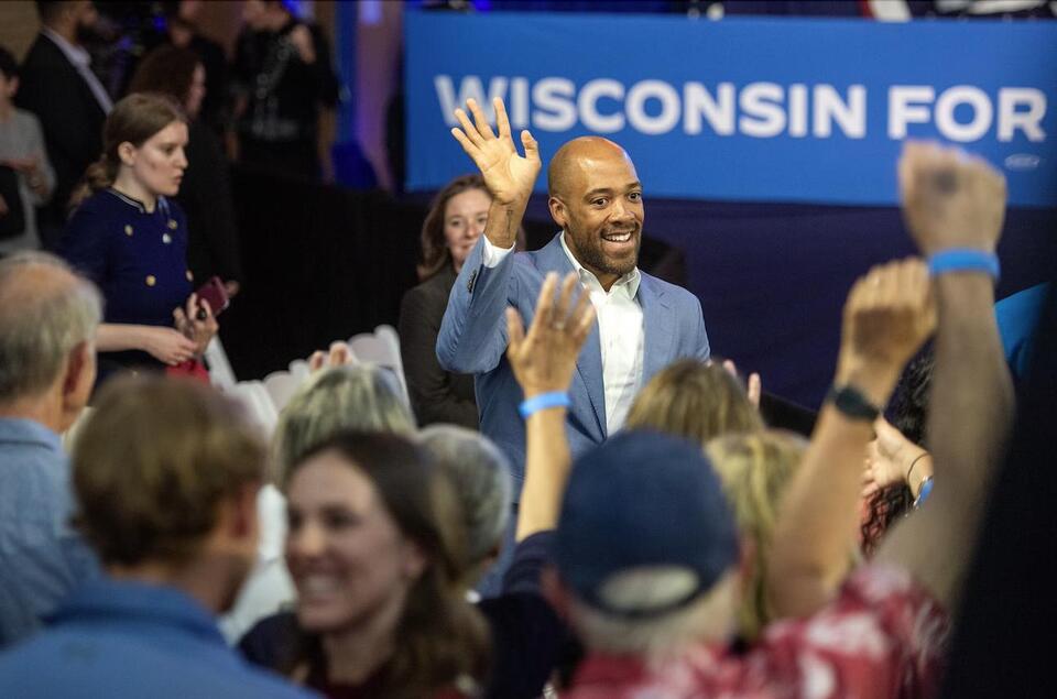 Former Lt. Gov. Mandela Barnes joins race for Wisconsin governor ...
