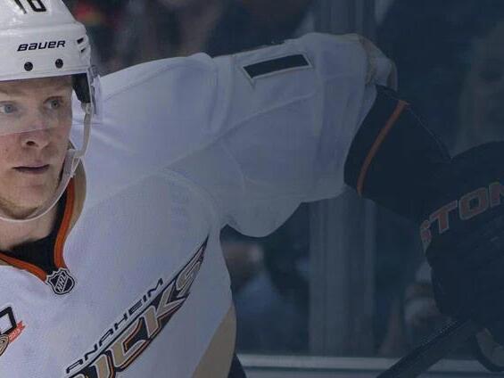 Oilers' Corey Perry: Gets first point of playoffs