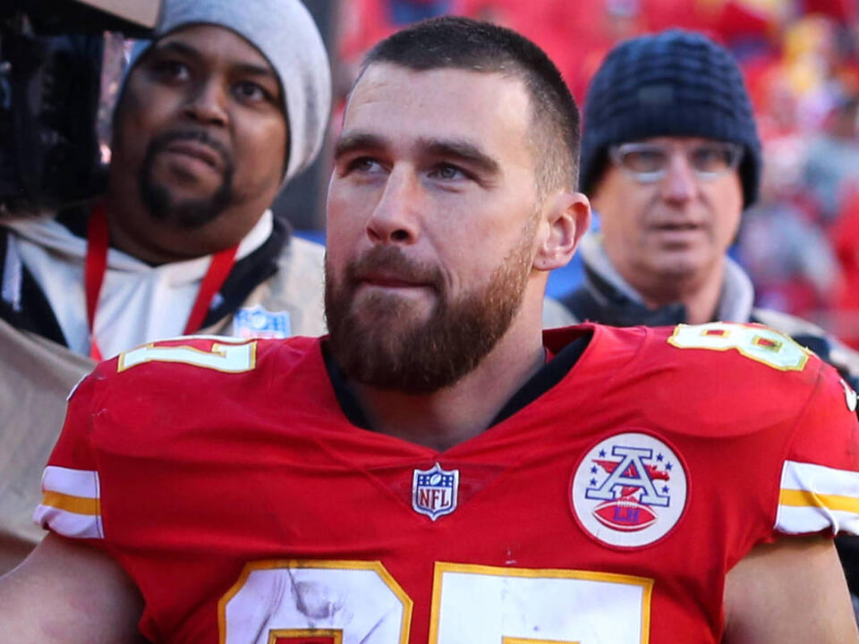 Fans Say Travis Kelce Deserves an Oscar for His New Subway Commercial
