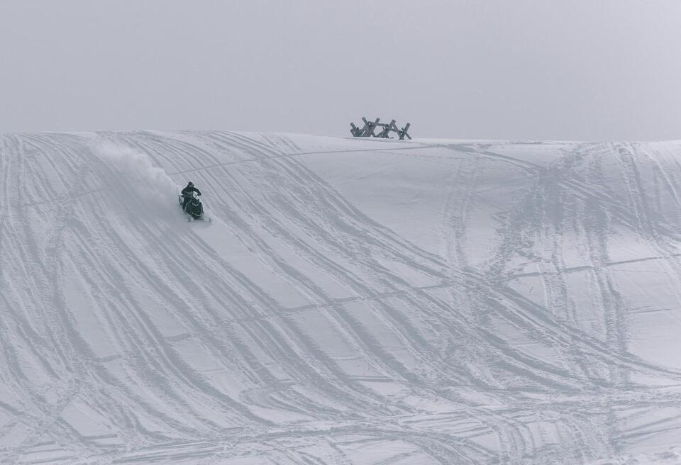 Yellow Snow - Bad - But Is Regular White Snow Safe to Eat - NewsBreak