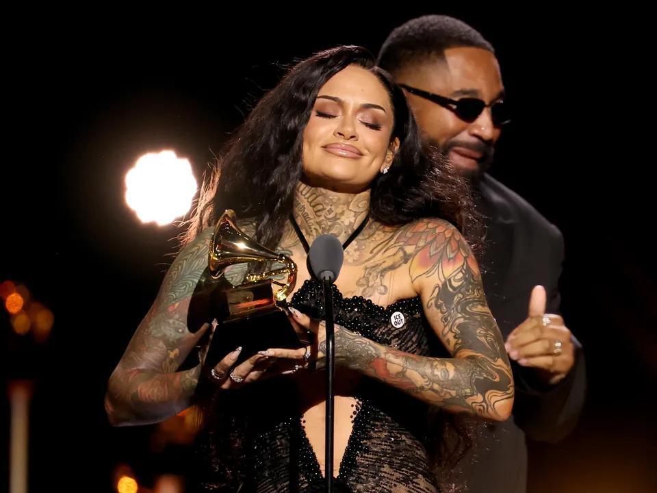 Kehlani Wins Best R&B Performance for “Folded” at 2026 Grammys - NewsBreak
