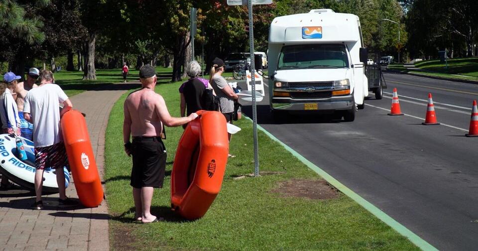 Labor Day marks the end of the Deschutes River shuttle service - NewsBreak