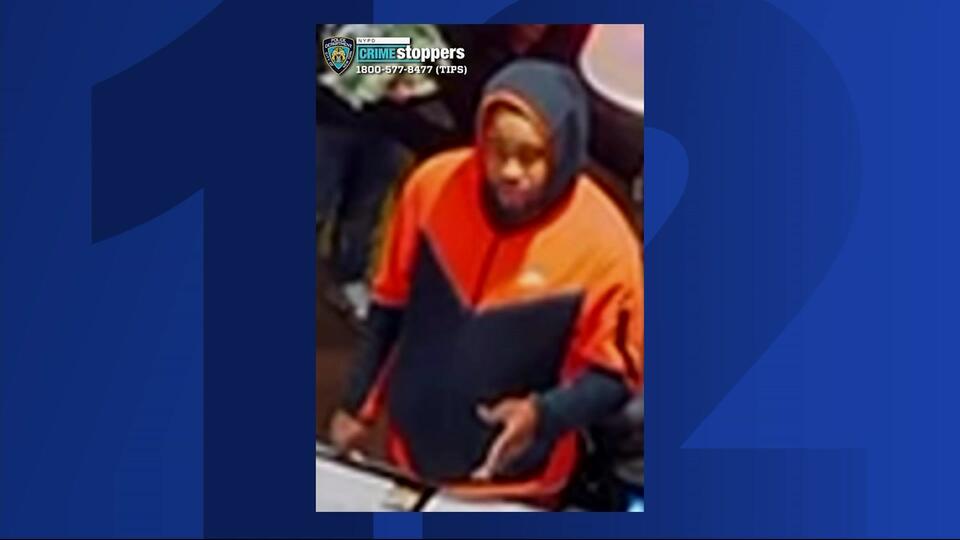 NYPD: Man wanted for pulling gun on Pizza Hut worker in Highbridge ...