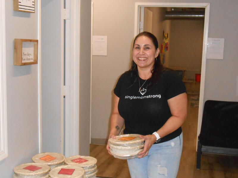 Single Mom Strong Opens Annual Holiday Adopt-a-Family Program - NewsBreak
