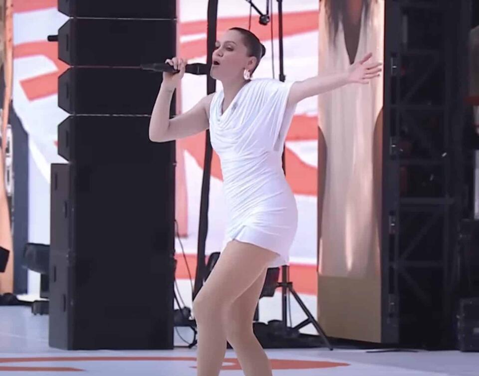 Jessie J BLAZES with ‘Bang Bang,' ‘Price Tag,' & More at Capital FM Summertime Ball 2025 - NewsBreak