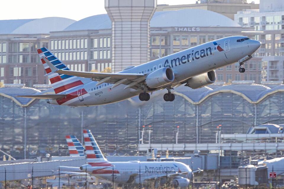 Explosion Reported After American Airlines Flight Blows Tires - NewsBreak