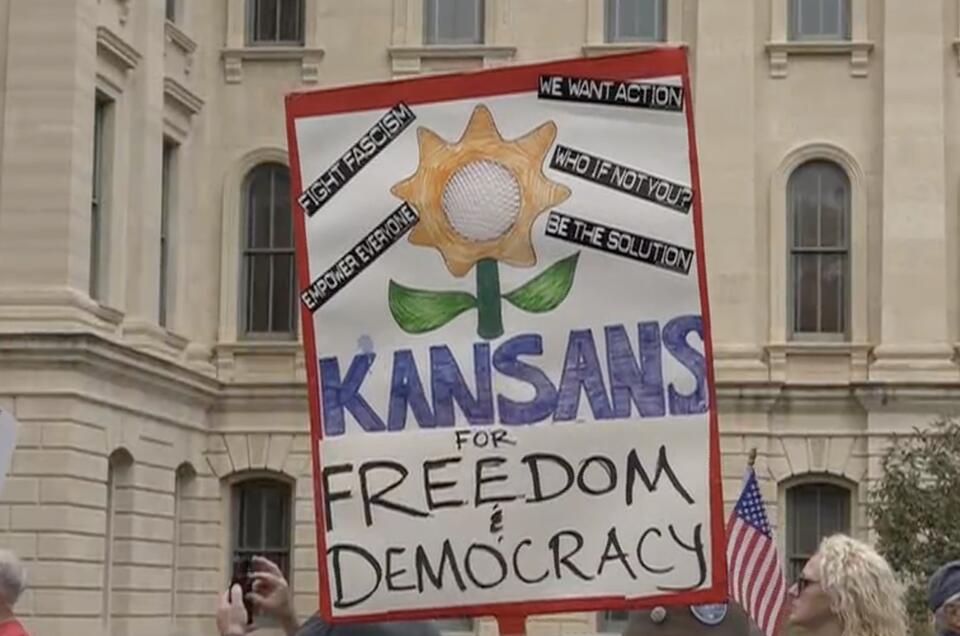 'No Kings' protests bring a street party vibe in Kansas, nationwide ...
