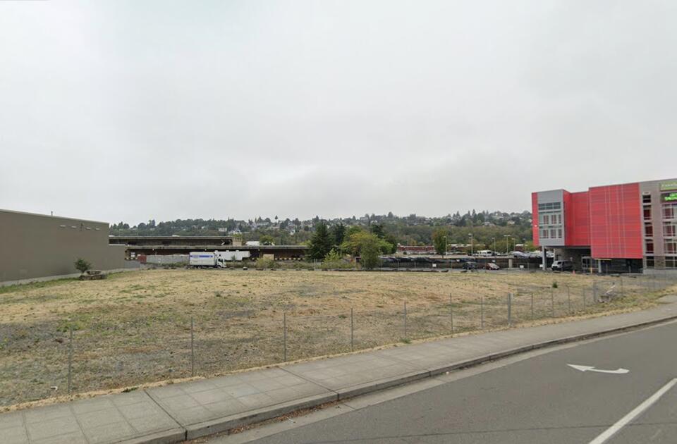 Interbay micro-shelter plan replaces proposed pickleball hotel - NewsBreak