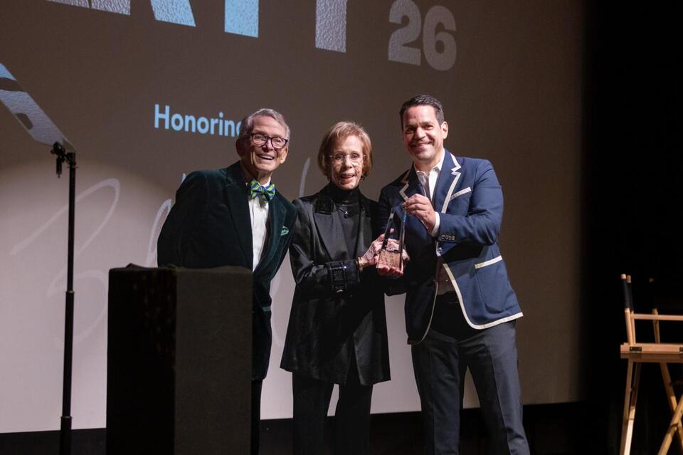 Art Party 2026 Celebrates Designer Bob Mackie - NewsBreak
