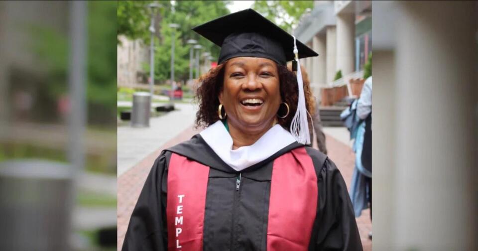 75-Year-Old Woman, Enrolled Alongside Her Granddaughter, Graduates ...