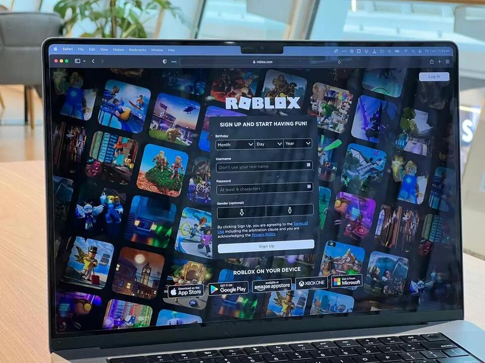 Eight-year-old Girl Victim Of Online Predator On Roblox - NewsBreak