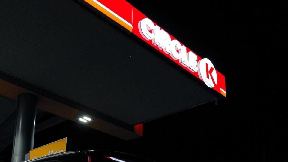 Bomb squad finds possible pipe bomb with protruding fuse at California ...