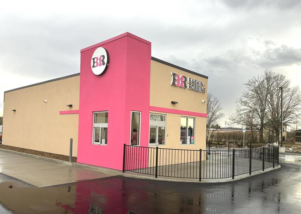 Baskin Robbins in Algood soft opening today - NewsBreak