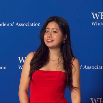 Bloomberg News hires Tang as a reporter - NewsBreak