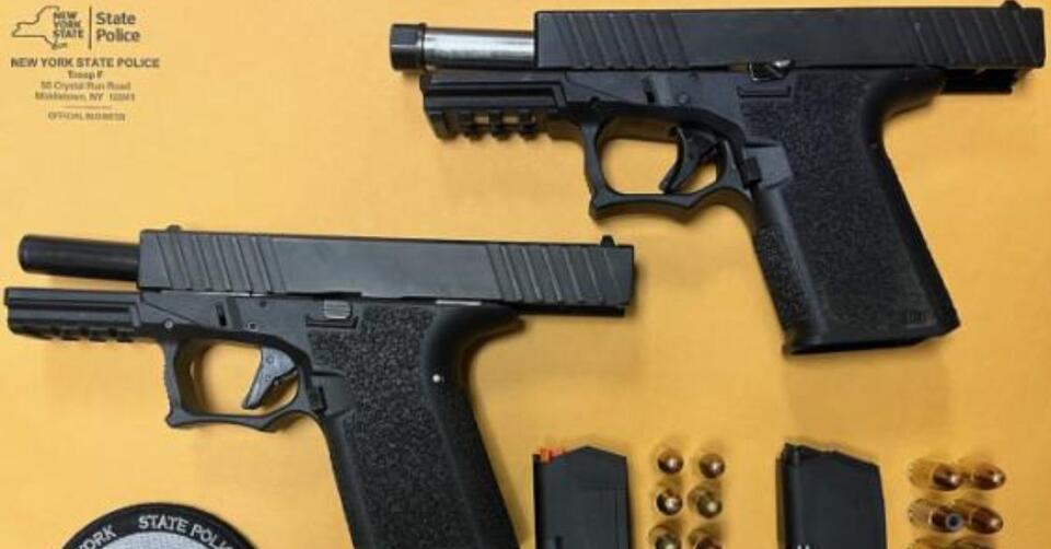 2 arrested in Lloyd after traffic stop uncovers ghost guns - NewsBreak