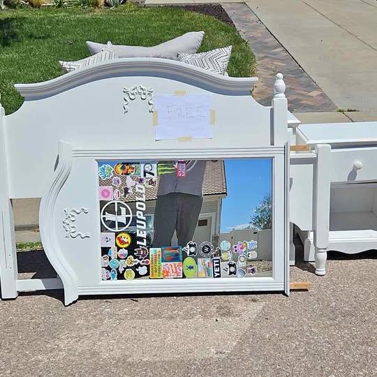🎁 Freebies Up for Grabs in Fountain — Furniture & More - NewsBreak