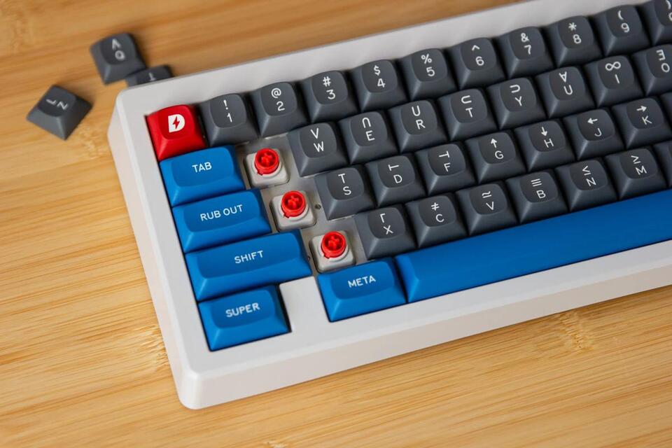 This DIY kit turned my favorite mechanical keyboard into my favorite ...