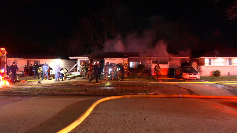 Man dies after being rescued from house fire on Flamingo Drive in ...