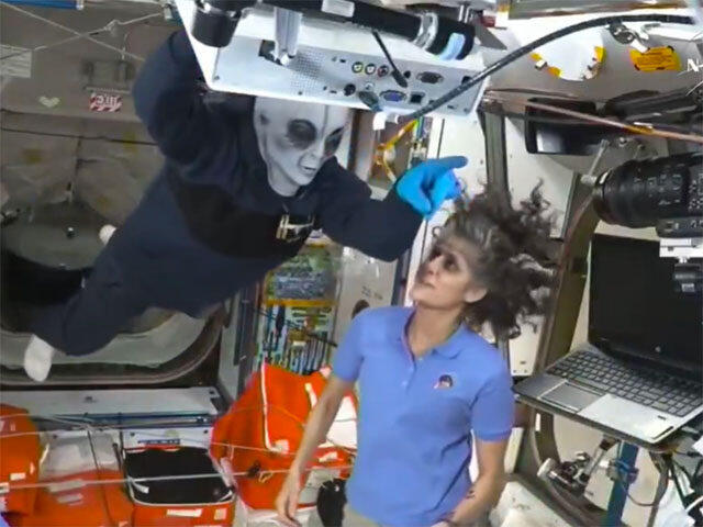 SpaceX Team Greeted by ‘Alien’ After Arriving at International Space ...