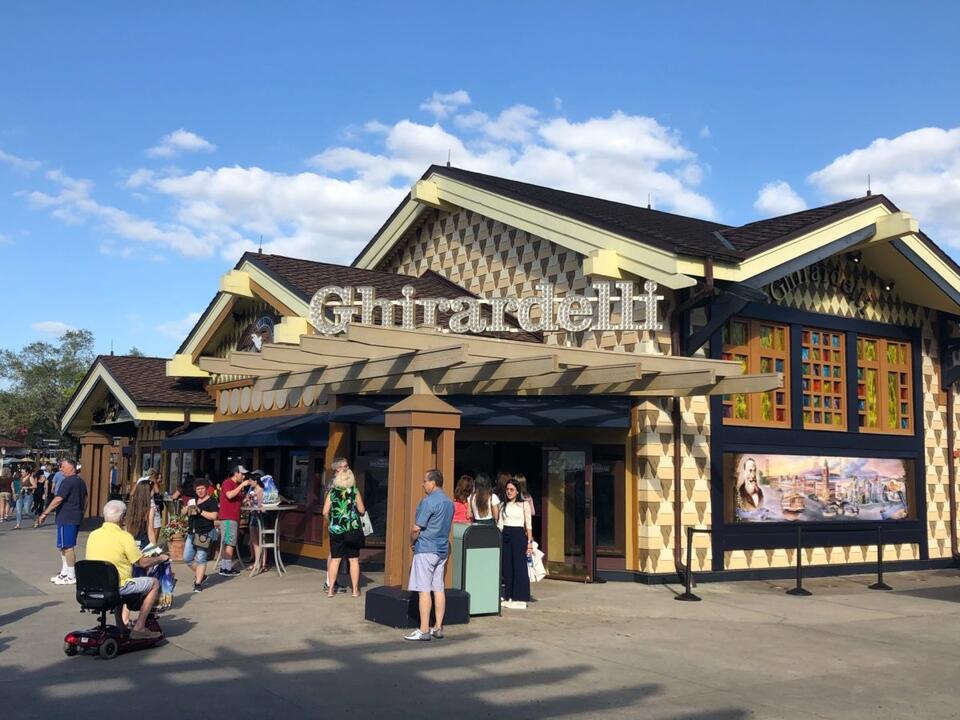 Ghirardelli Soda Fountain & Chocolate Shop at Disney Springs to ...