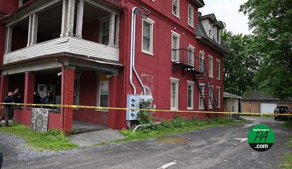 Police investigating death in apartment building - NewsBreak