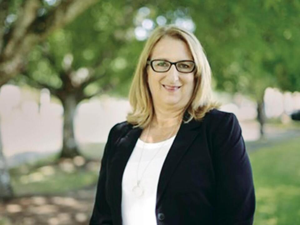 Denyc Boles ends campaign for Oregon 6th Congressional District