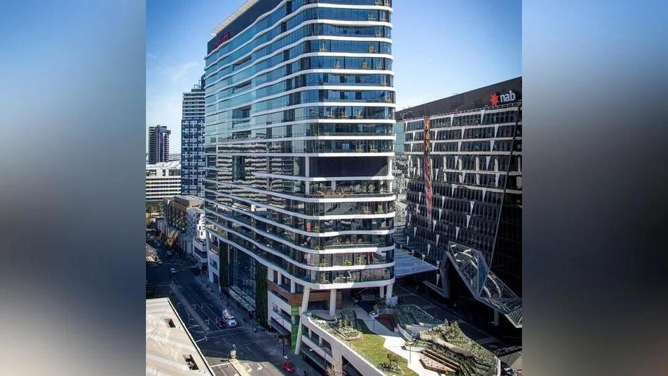 Corrs advises Coles on headquarters lease - NewsBreak
