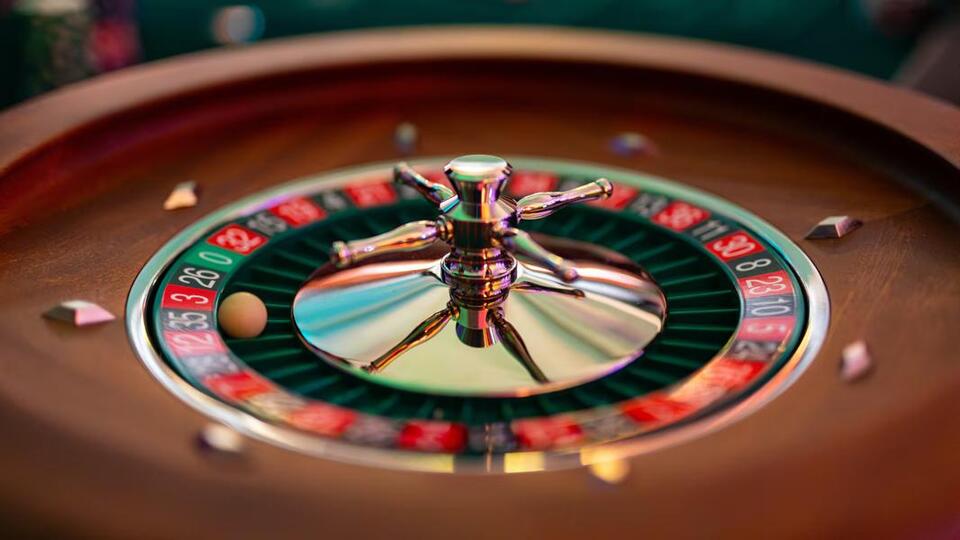 Dear Annie: My best friend’s gambling addiction destroyed his marriage ...