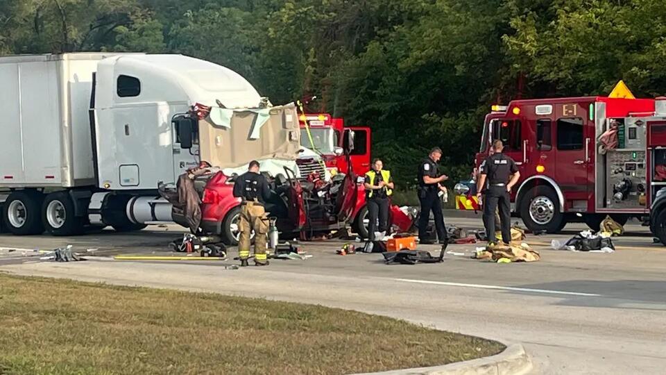 Semi truck crash in Van Buren Township leaves SUV destroyed, driver ...