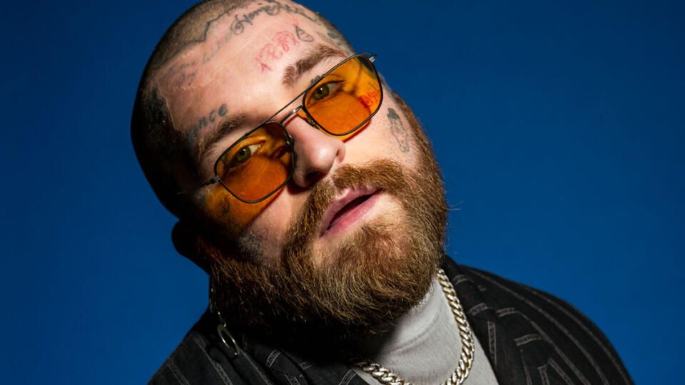 Teddy Swims announces summer 2026 tour dates - NewsBreak