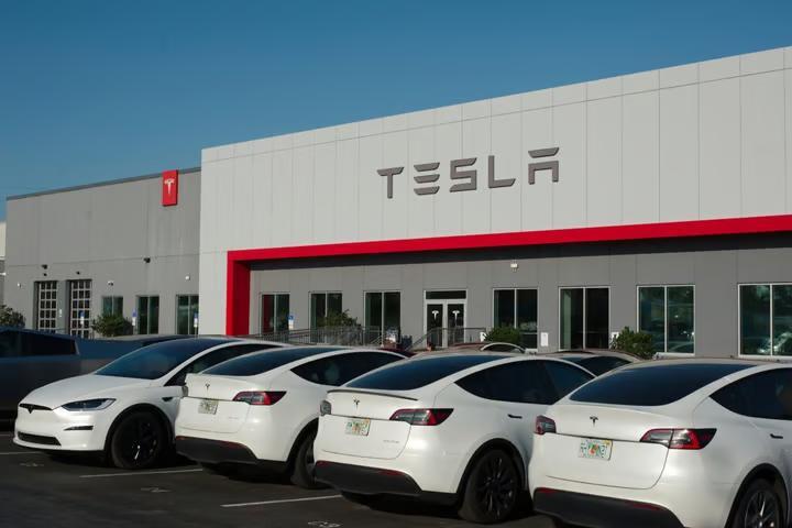 Tesla Owner Regrets Thinking His EV Was An 'Investment'—Says He's ...