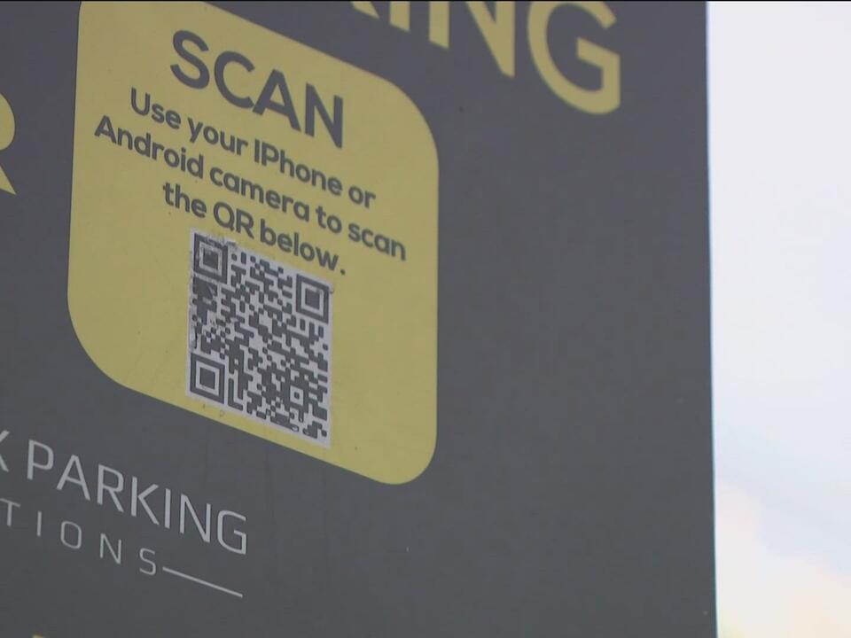 Fake QR codes popping up in metro Atlanta
