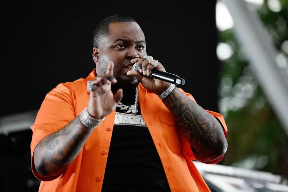 This Day in Hip-Hop and R&B History: February 3 - NewsBreak