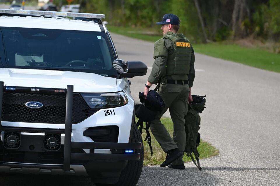 Homicide suspect killed: Matthew Ryan Cross shot by officers during ...