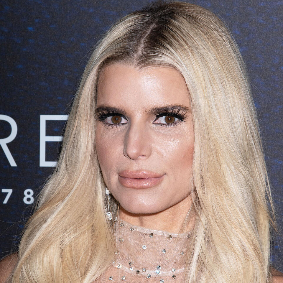 Jessica Simpson Lists Her $17M Mansion For Sale Just Days Before ...