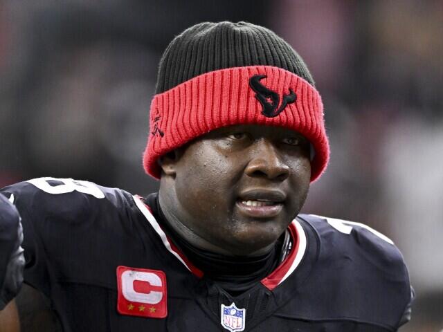 Commanders add Tunsil, Kinlaw on busy first day of NFL free agency ...