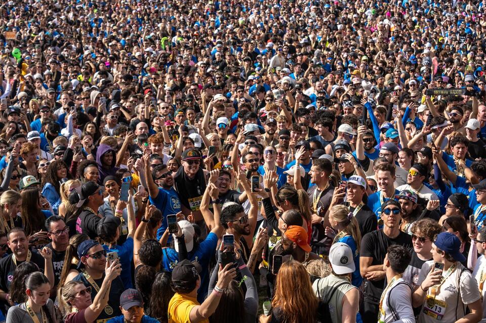 Photos: Diplo’s Run Club event drew over 9,000 attendees - NewsBreak