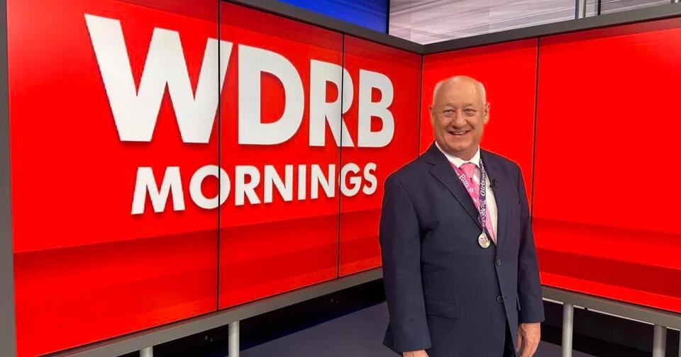 WDRB's Mike Marshall wins LEO Weekly's Best Local TV Personality ...
