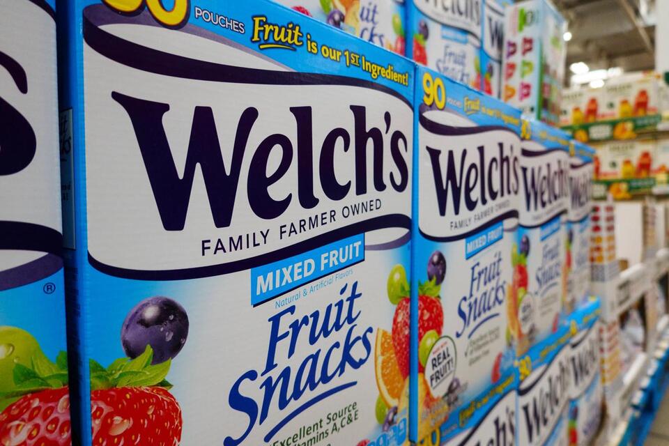Welch's unveils Sparkling Blueberry as newest addition to festive drink ...