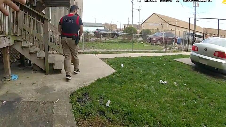 Chicago Police Officer Fatally Shot Reginald Clay Jr. After Brief Chase ...