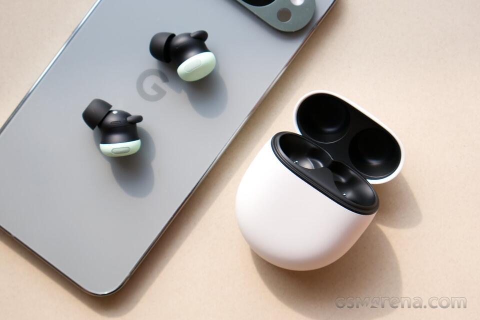 Google Pixel Buds Pro 2 get a new software update with Adaptive Audio ...