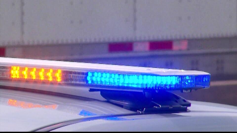 Police: 4 people injured in hit-and-run in Borough Park