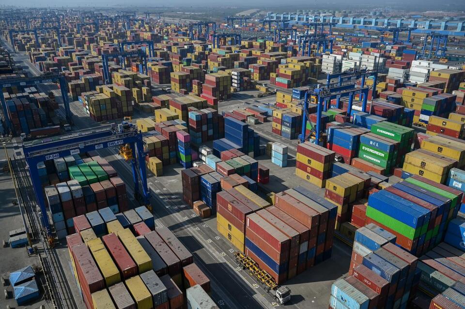 Tariffs Sink India-US Trade: Ocean Freight Rates, Air Cargo Plummet ...