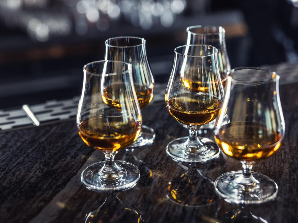 The 'Neck Pour' of a Whiskey Bottle Is a Myth, but Based on Real Science