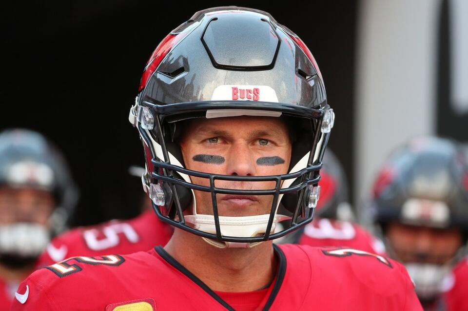 Tom Brady Net Worth: The $300 Million Empire - NewsBreak