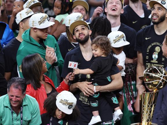 Derrick White helps Celtics win NBA Finals after chipping teeth: 'I'd ...
