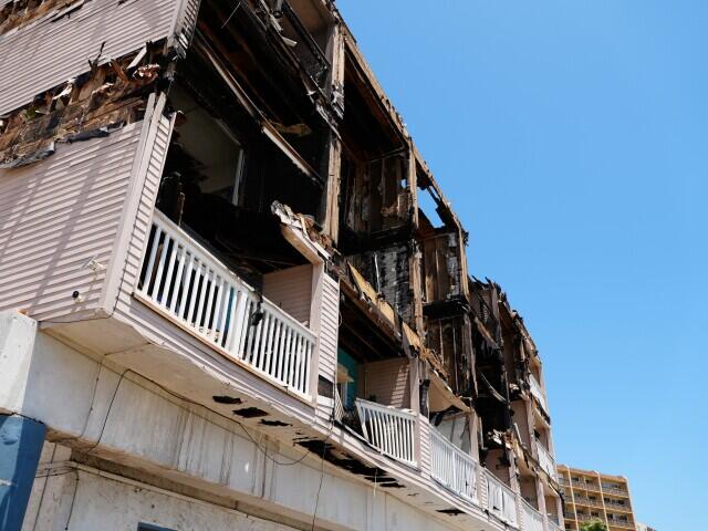 Clean up begins after Villa Del Sol Condominiums fire, investigation ...
