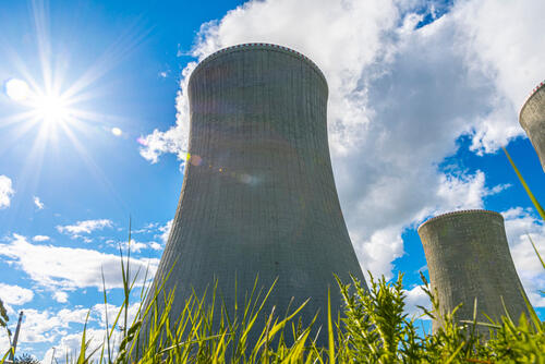Vistra, Meta sign long-term nuclear power deals in PJM region - NewsBreak